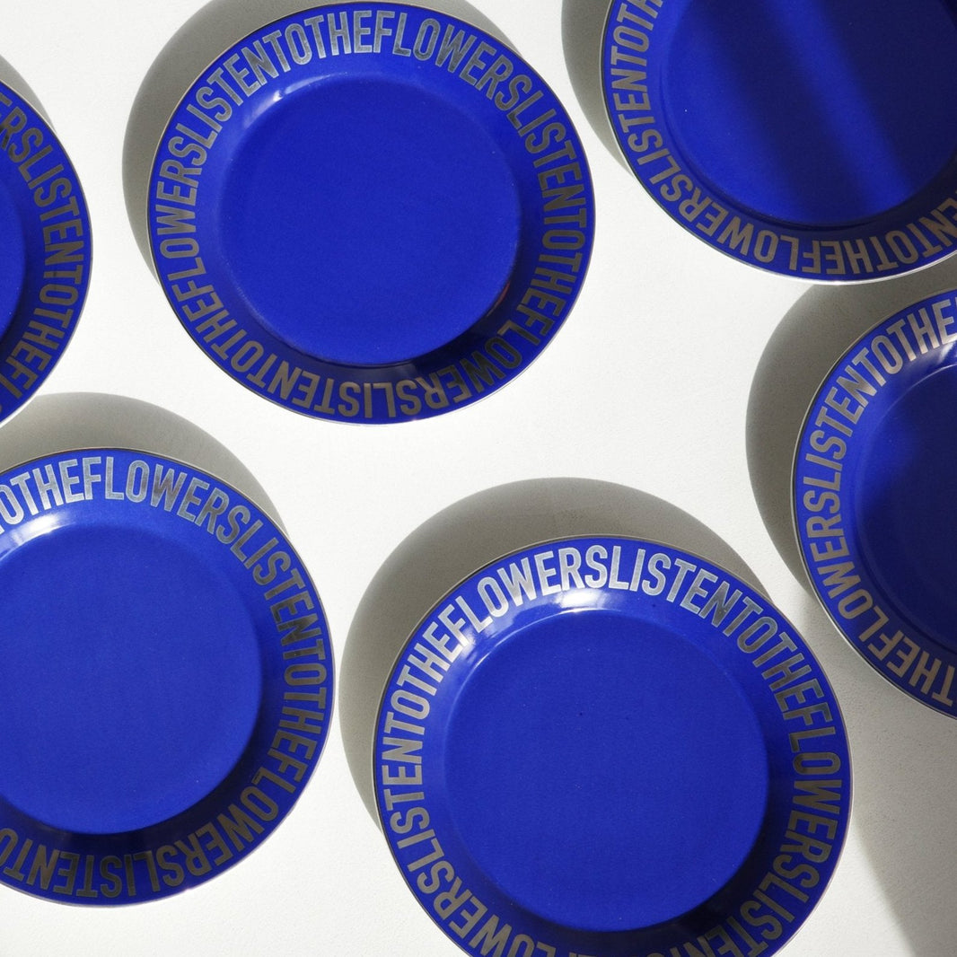 COLOURFUL CERAMIC PLATES – LISTEN TO THE FLOWERS